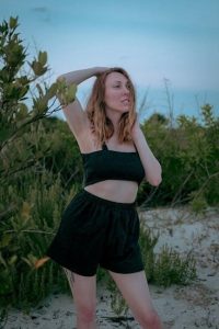 Find Your Perfect Fit: Women's Shorts Length Guide | Andrew Kinsler